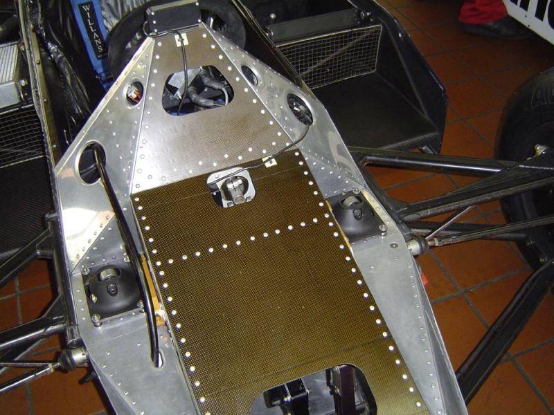 Teamwork - 2 x Brabham BT50 und Umbau BT49D / BT51