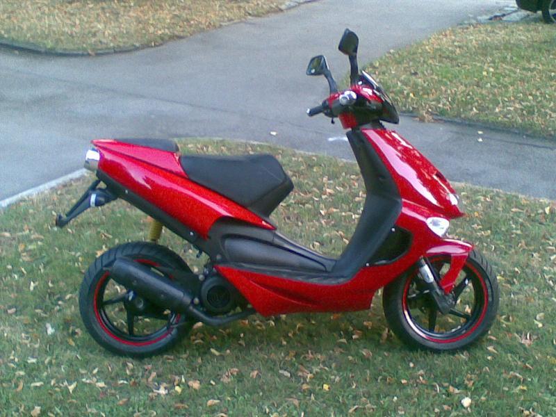 Aprilia SR Wiederaufbau - Red / Black - ENJOY!