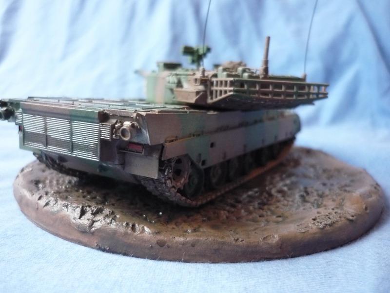 JGSDF Type 90 1:72 Trumpeter