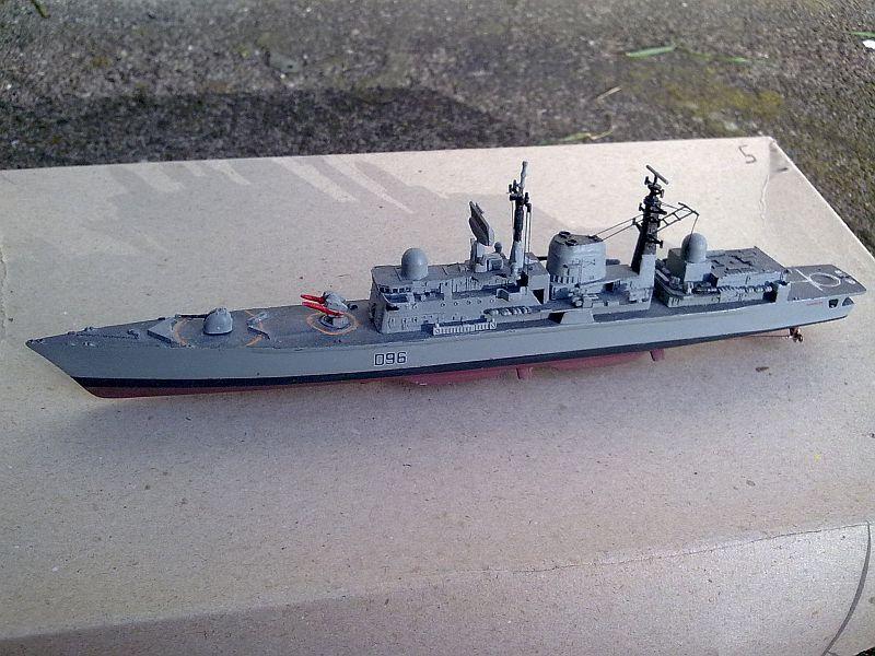 HMS Gloucester Type 42 Batch 3 Revell 1:700 - Ready for Inspection ...
