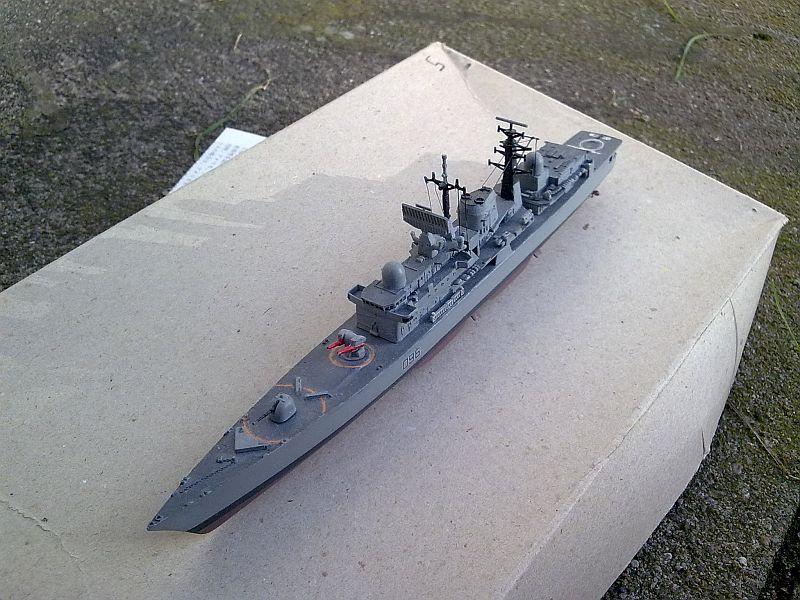 HMS Gloucester Type 42 Batch 3 Revell 1:700 - Ready for Inspection ...