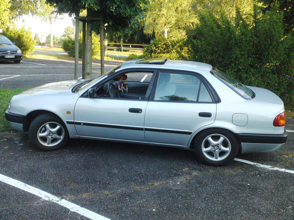 Toyota Corolla E11 Limo