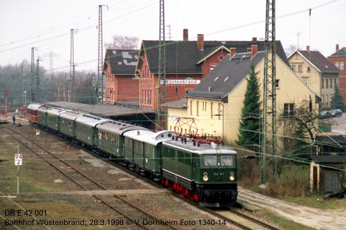 Drehscheibe Online Foren :: 04 - Historisches Forum :: DR 38 205 ...