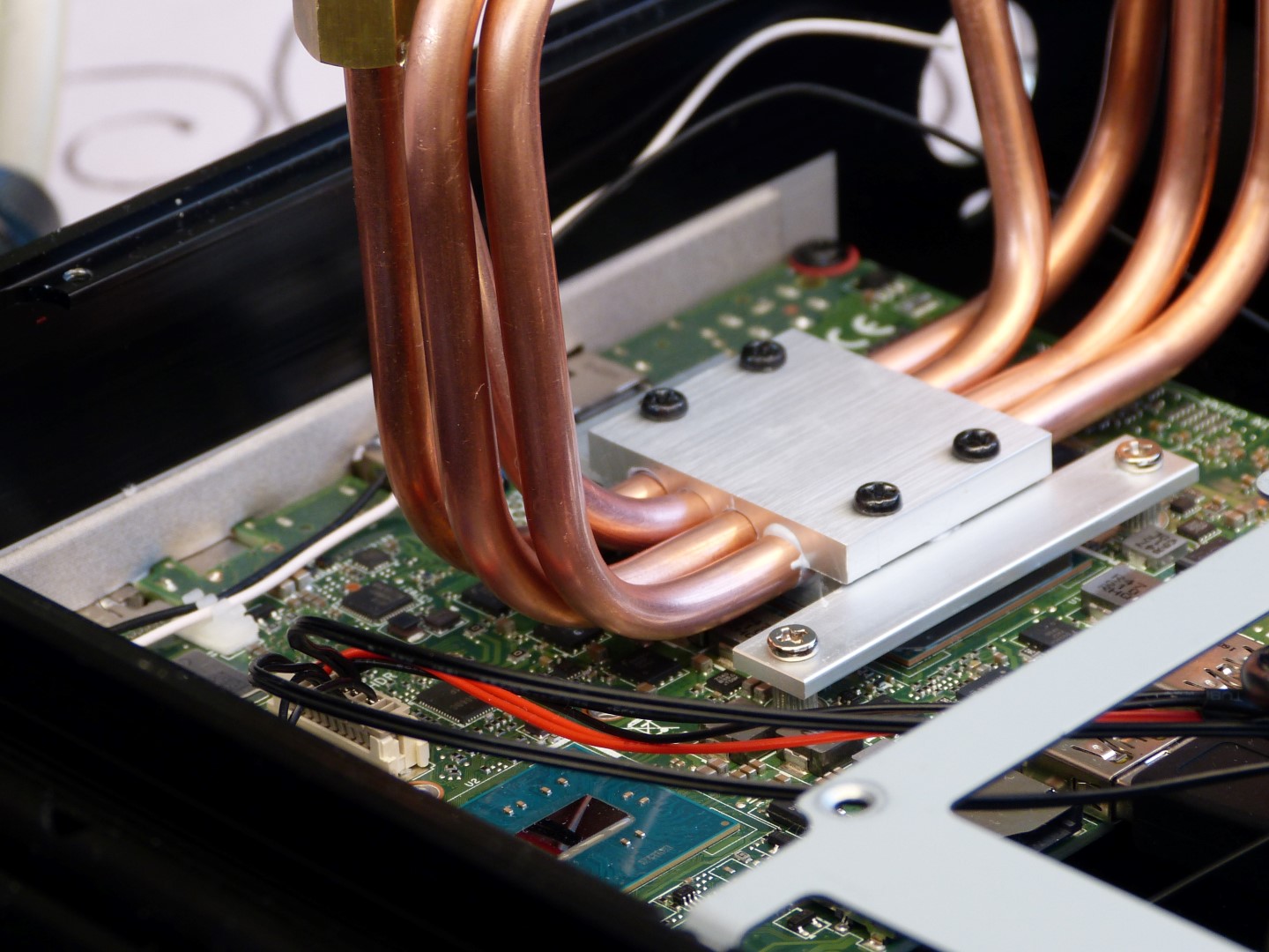 NUC Skull Canyon - water cooling!? : r/intelnuc