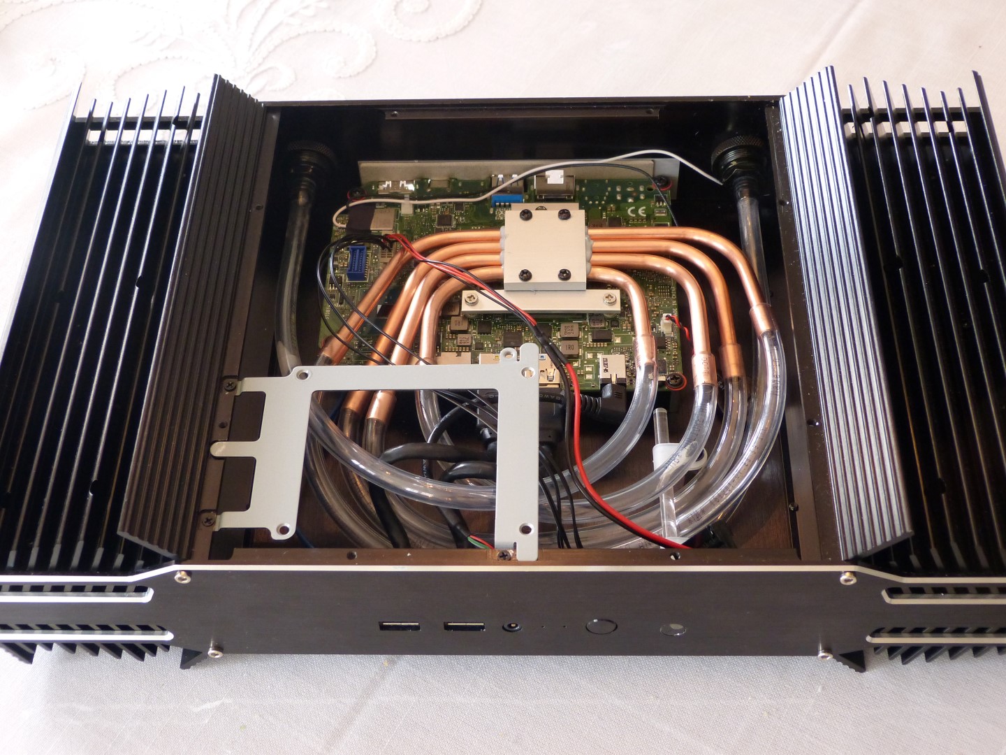 NUC Skull Canyon - water cooling!? : r/intelnuc